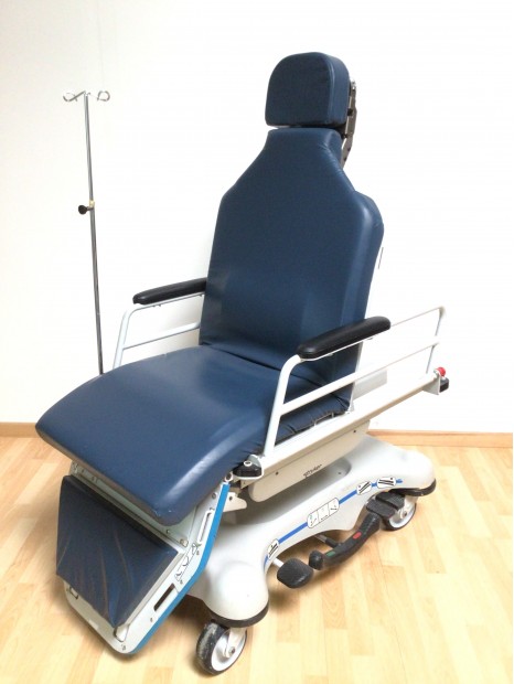 Stryker 5051 Stretcher Chair - Alternup Medical