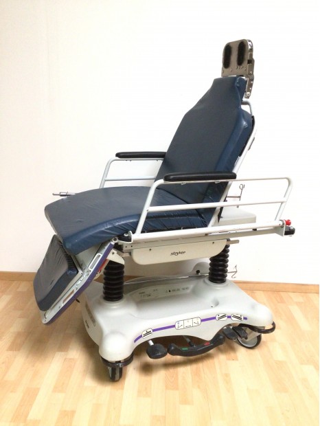 Stryker 5051 Stretcher Chair - Alternup Medical