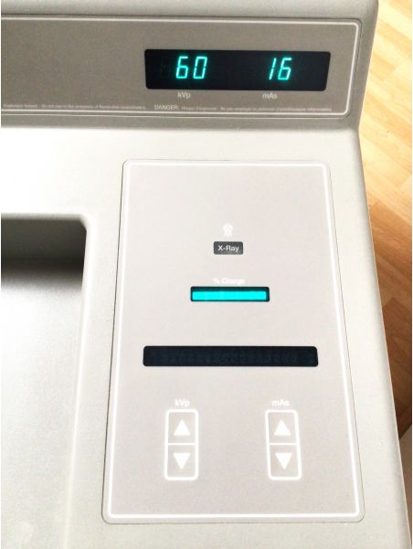 GE AMX4 Plus Portable X-Ray System - Alternup Medical