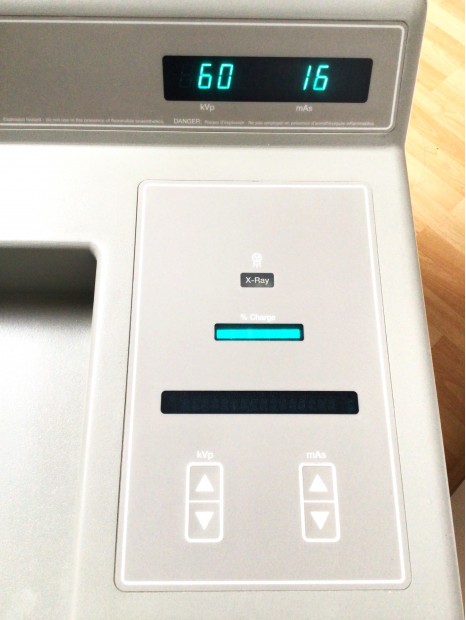 GE AMX4 Plus Portable X-Ray System - Alternup Medical