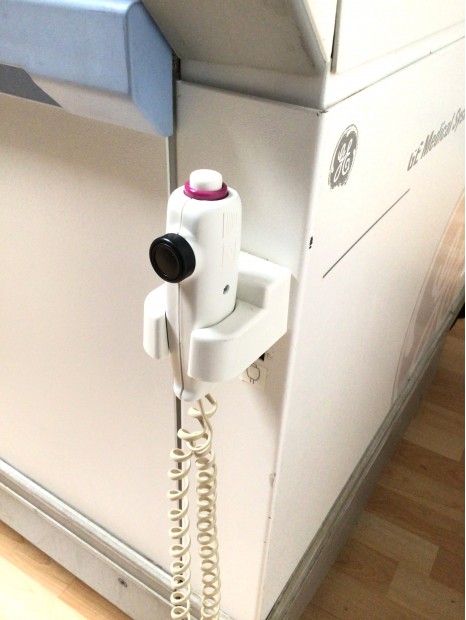 GE AMX4 Plus Portable X-Ray System - Alternup Medical