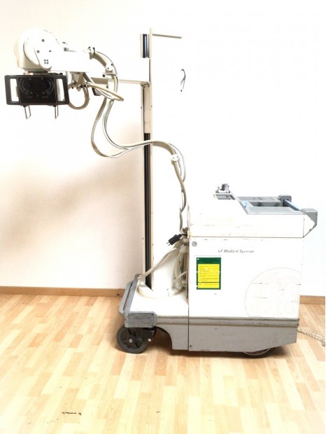 GE AMX4 Plus Portable X-Ray System - Alternup Medical