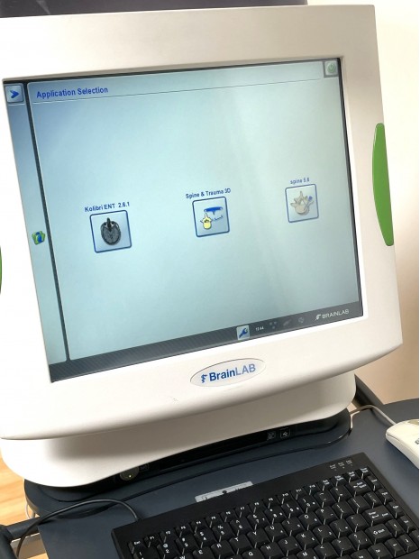 Brainlab Kolibri Surgical Navigation System - Alternup Medical