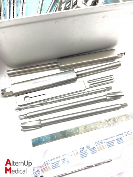 Orthopedic Instrumentation Set - Plate and Screw - Alternup Medical