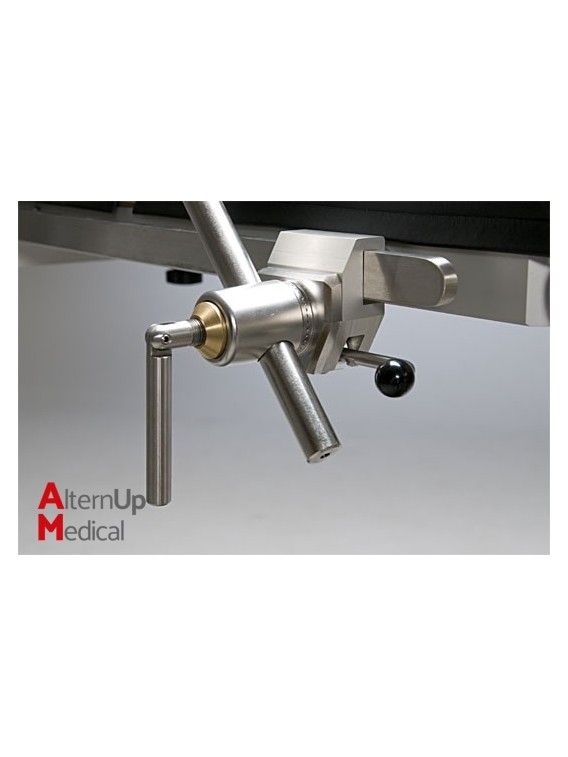 Rotating Clamp with separate locking lever - Alternup Medical