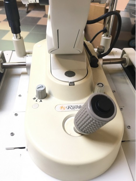 Table d'Examen Ophtalmologique Luneau Evolution - Alternup Medical