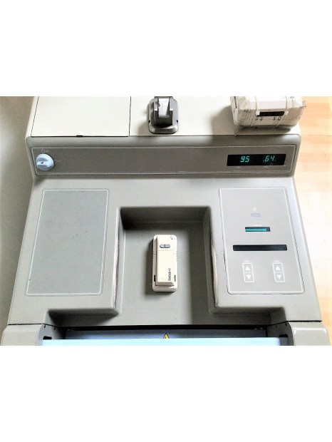 GE AMX4 Plus Portable X-Ray System - Alternup Medical
